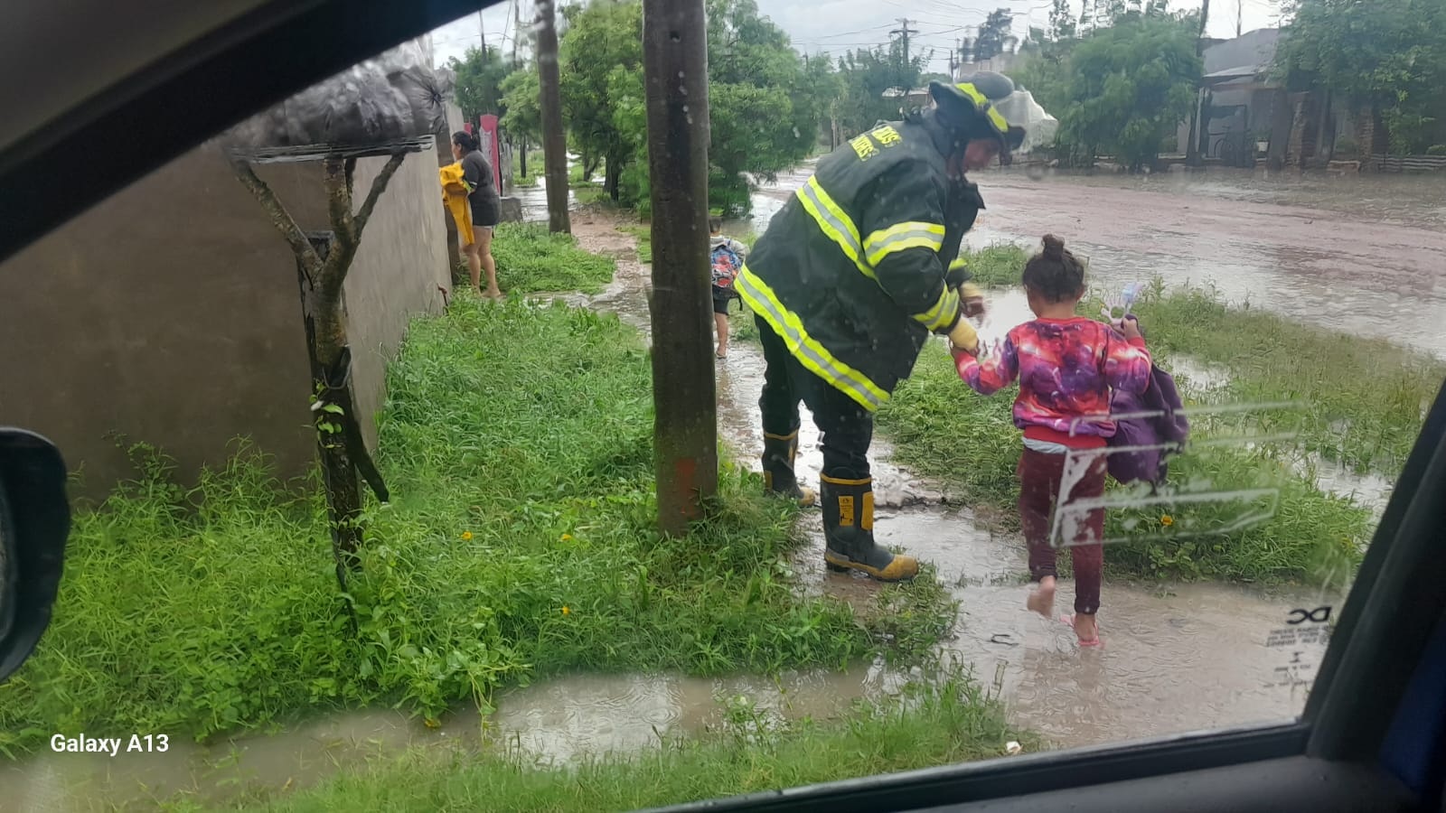 Vera: hay evacuados por las lluvias y Protección Civil asiste a ...