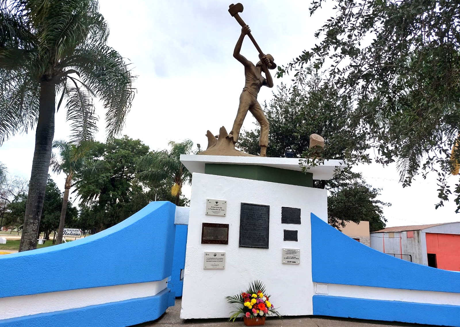 50 aniversario del Monumento al Hachero | INFO VERA