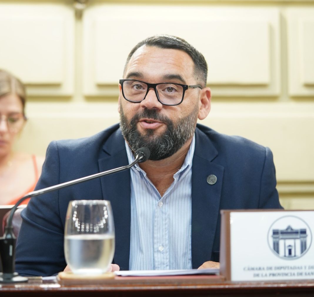 Rojas presentó un proyecto de ley para reducir el costo de la energía ...